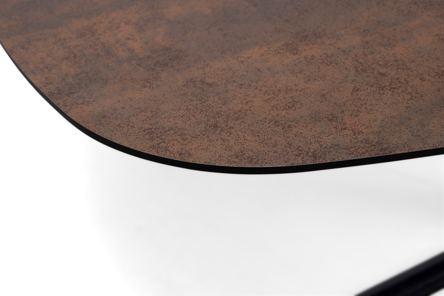 Metaform Ofis Bol-ovaal eettafel Gilsing Wonen